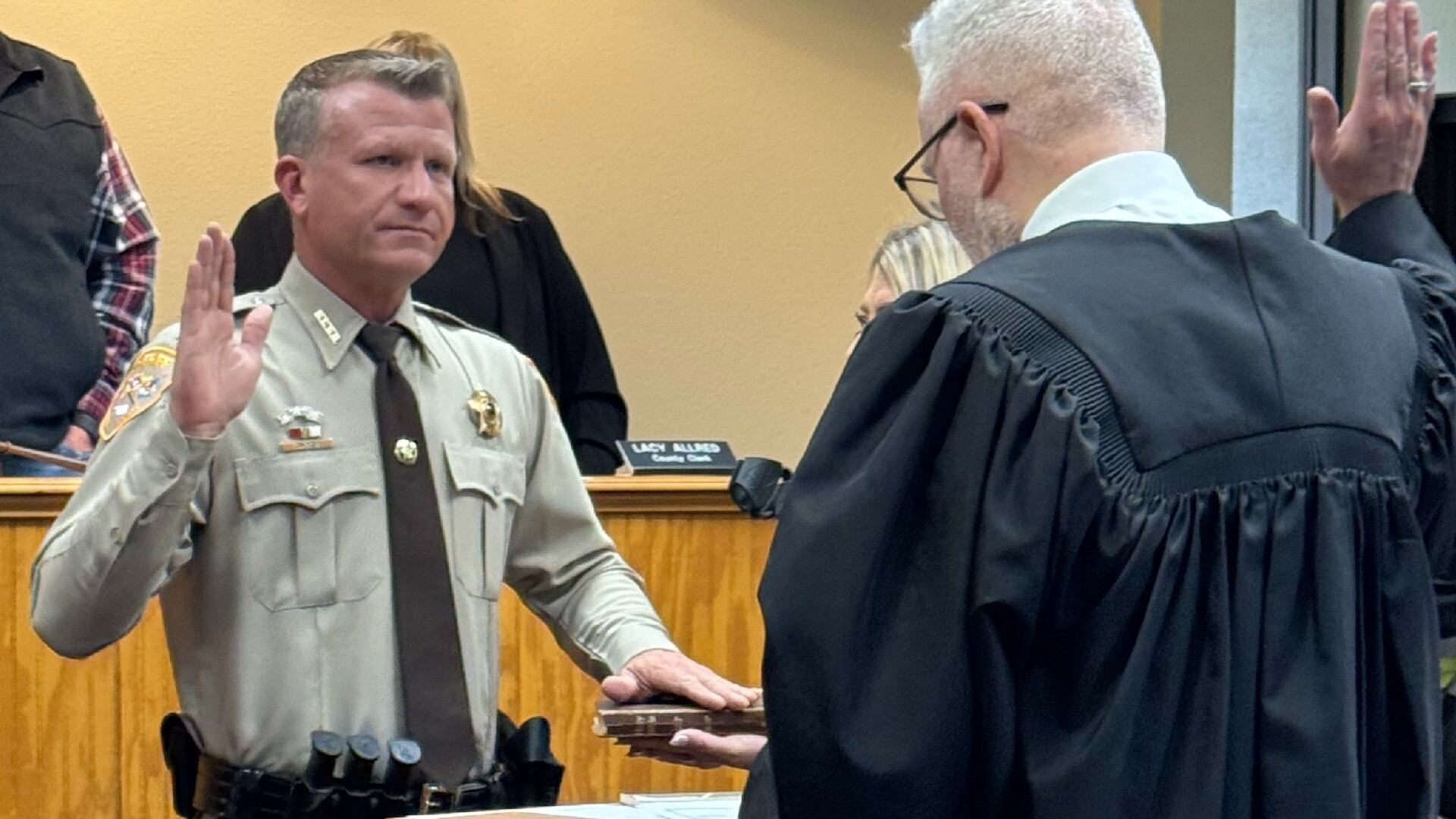 Undersheriff Joey Tucker appointed, sworn in as Bryan County Sheriff