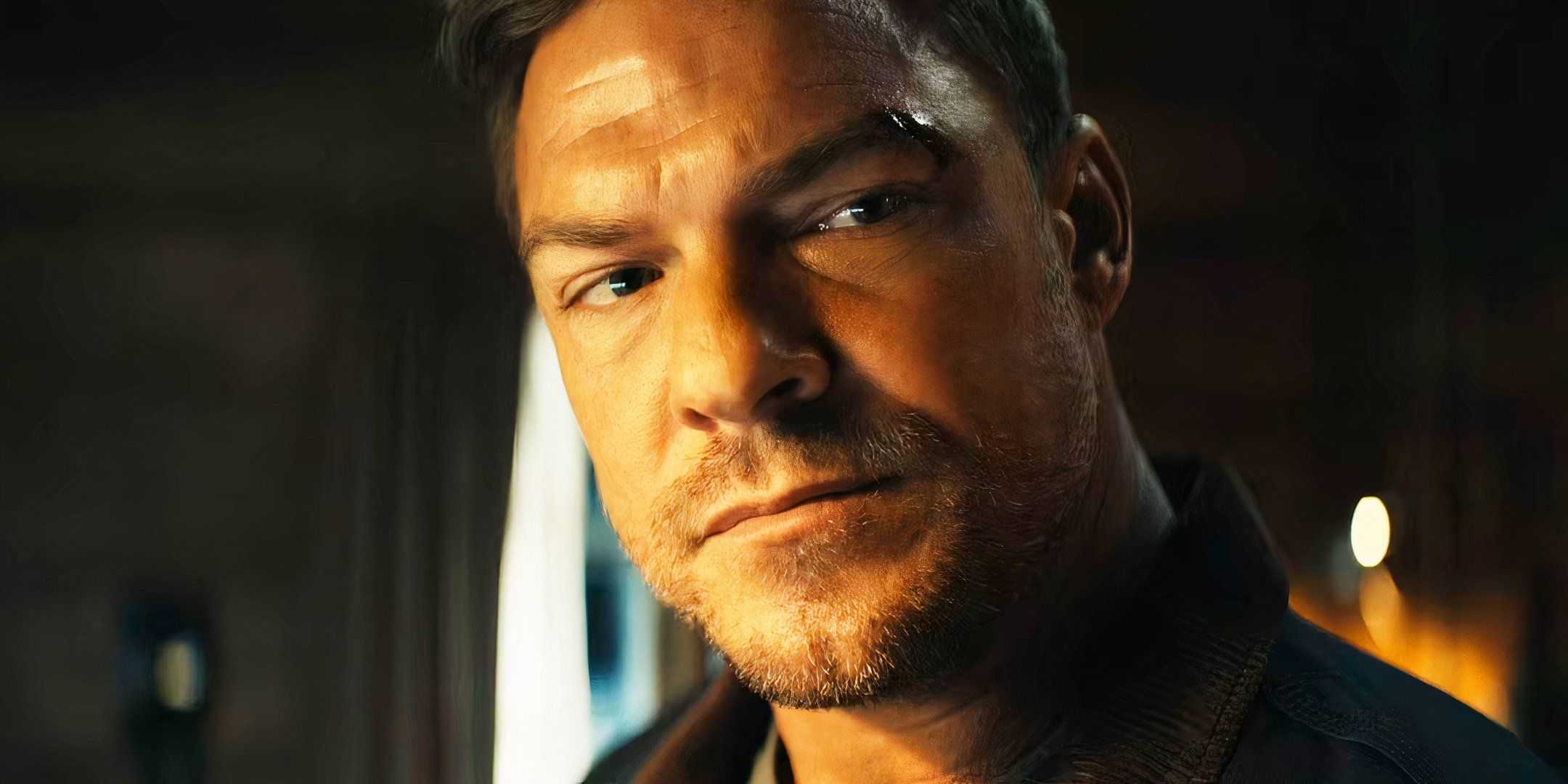 Alan Ritchson Suits Up As Batman For James Gunn's DC Universe In ...