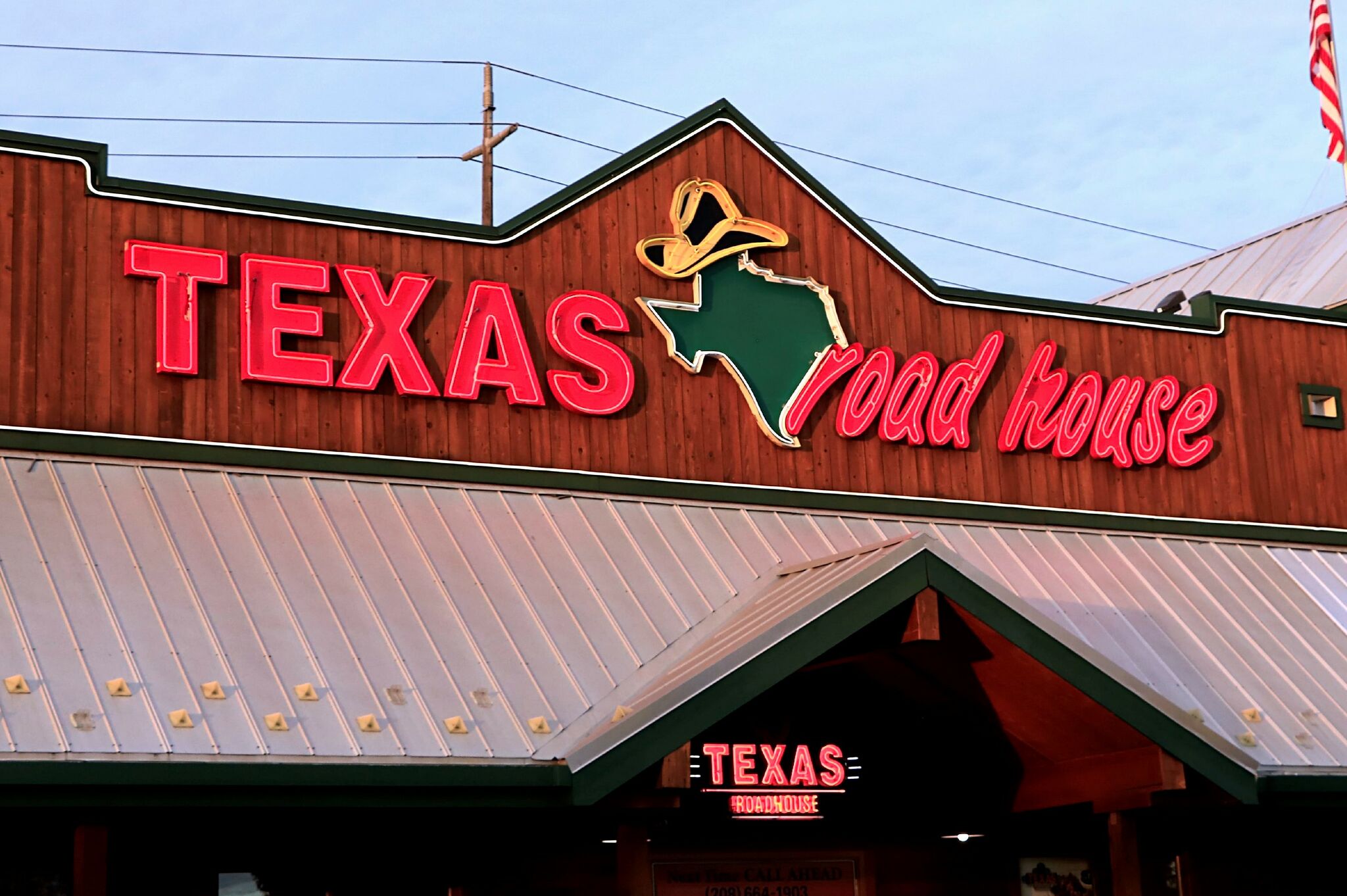 Texas Roadhouse just claimed new crown. And it's not even from Texas.