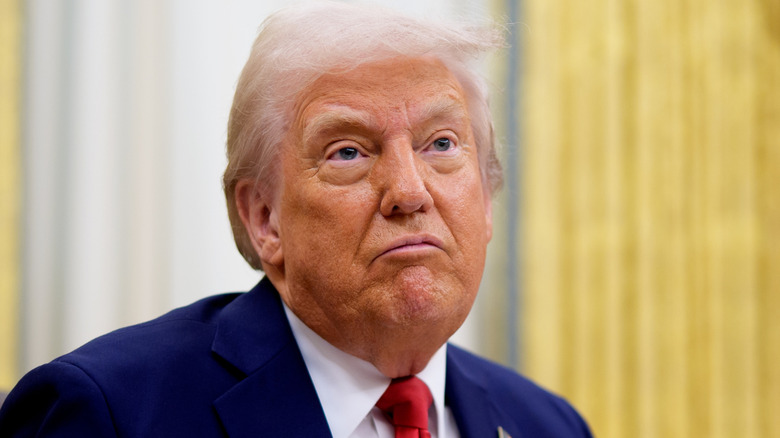 Trump's Unflattering Makeup-Free Golf Weekend Gets Put On Blast