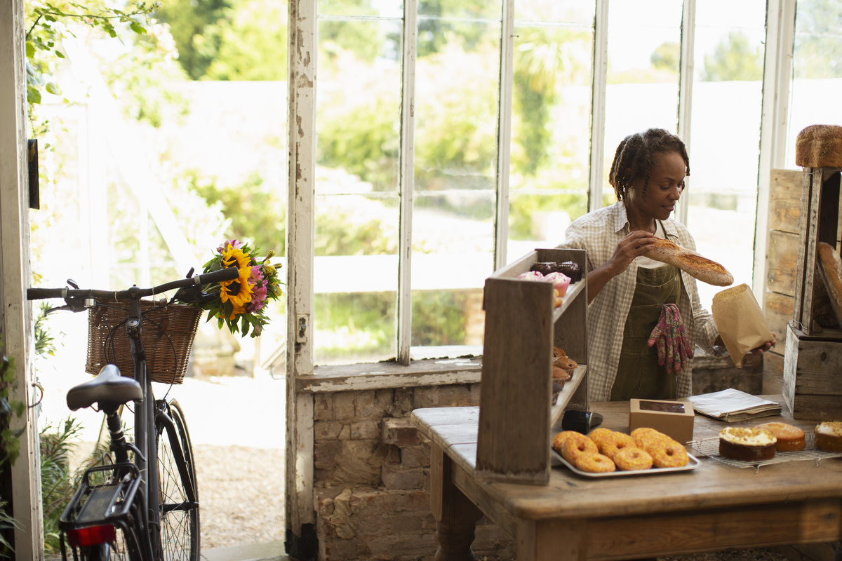 Woman Turns Standard Greenhouse Into 'Micro Bakery' and It's Perfection