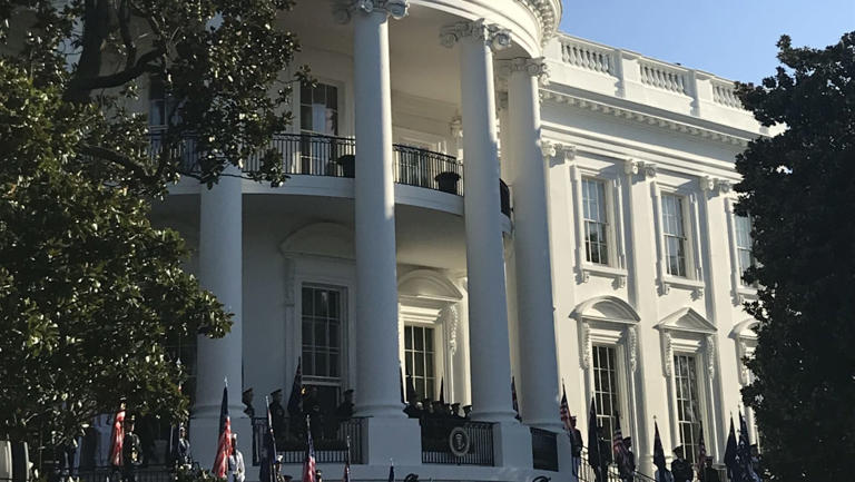 Trump welcomes Los Angeles Dodgers to the White House