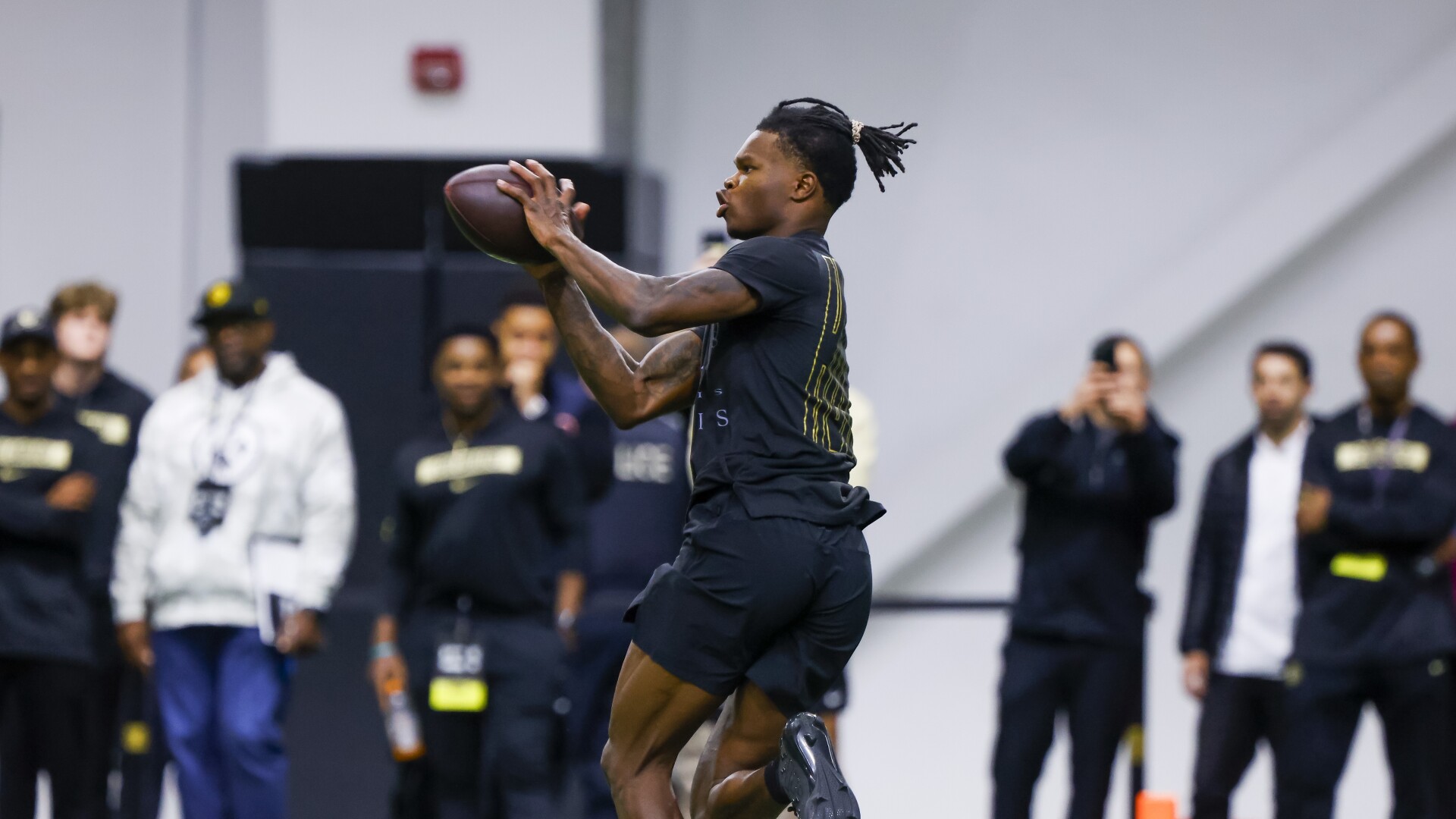 Travis Hunter says he can play every snap from scrimmage if someone ...