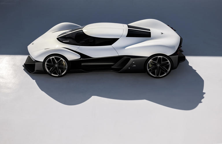 Chevrolet Corvette concept revealed as part of global design initiative