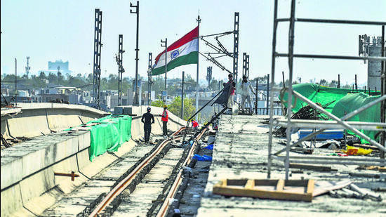 Third highest point of Magenta Line finished