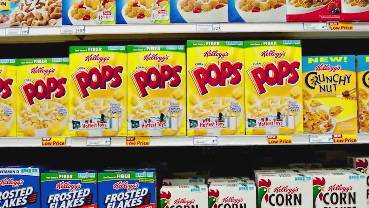 Texas probing cereal maker for use of artificial colors