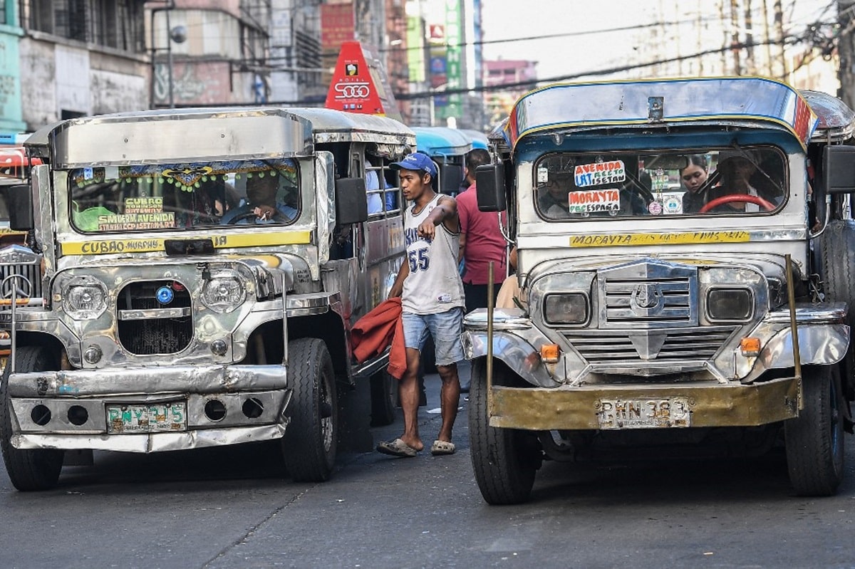 Jeepney transport groups push for P3 fare increase