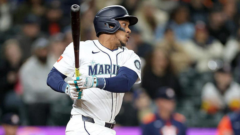Jorge Polanco's two-run single in the 8th inning lifts Seattle Mariners ...