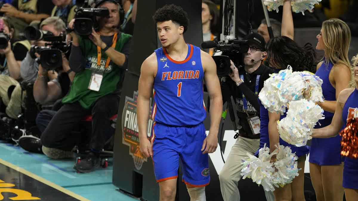 Walter Clayton Jr. delivers classy gesture toward Houston player after ...