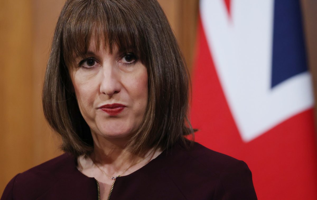 Why cash ISA reforms must be delayed, according to economists