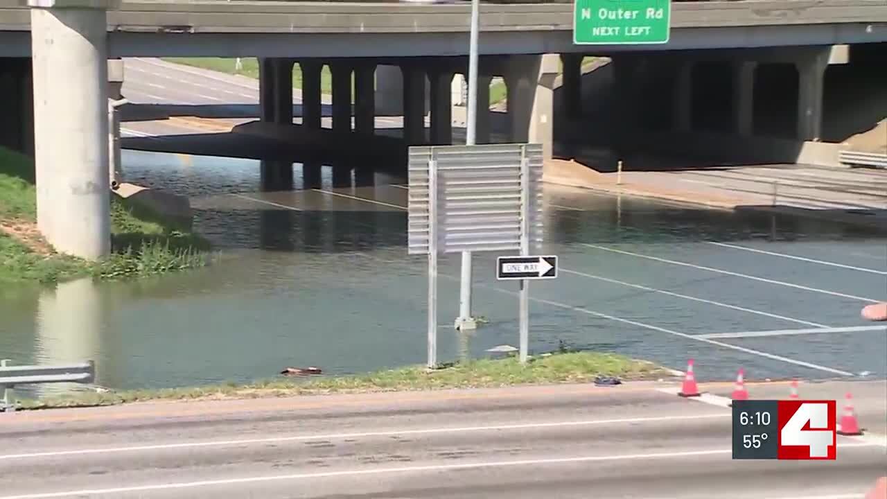 Flooding causes road closures as Meramec River crests