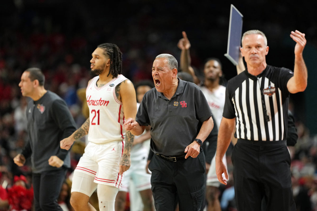 Referees Under Fire For Controversial Missed Call In Florida-Houston ...