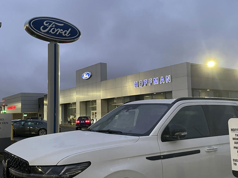 Buy big-ticket items now before tariffs raise prices, expert says