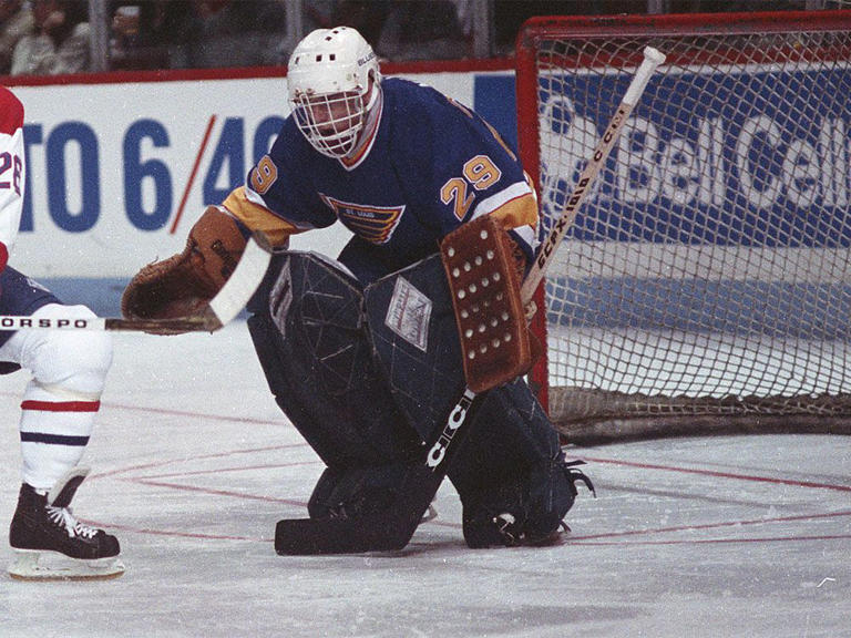 Hockey world reacts to death of longtime goalie, beloved broadcaster ...