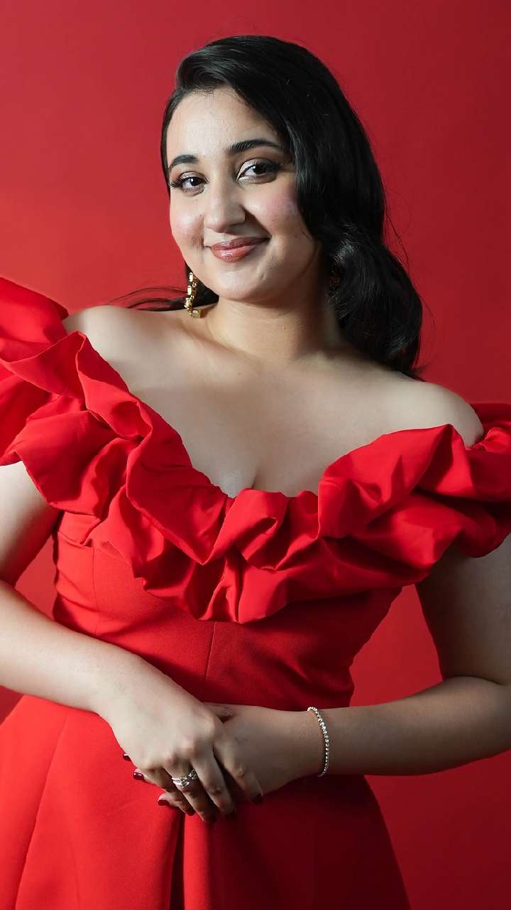 Revathi Pillai's Stunning Earring Collection For Young College Girls