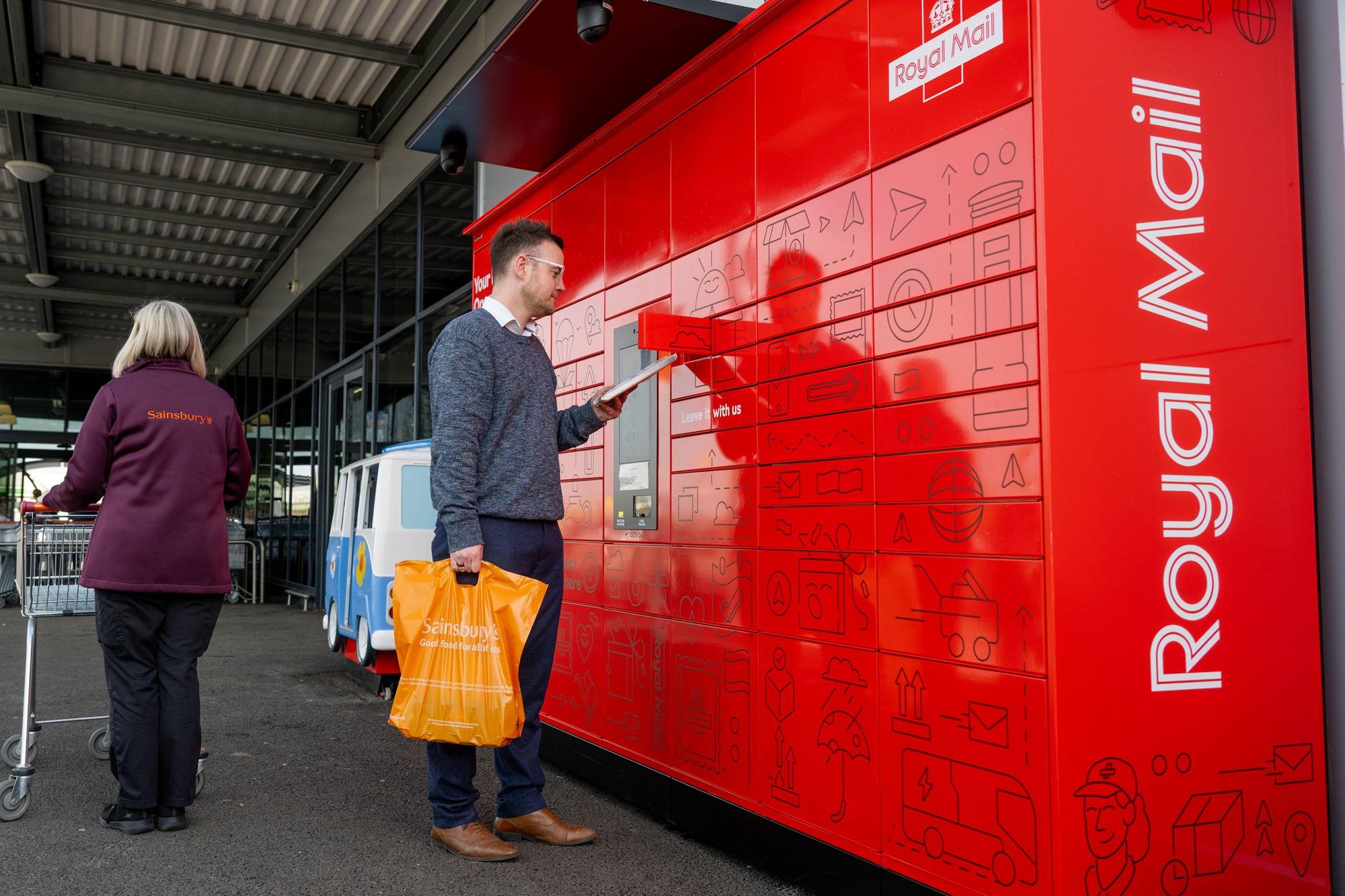 First Royal Mail locker at a Sainsbury's opens in Desborough