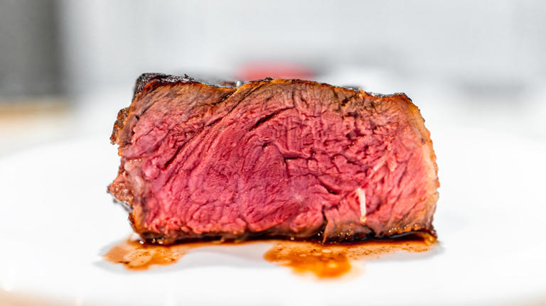 The Absolute Best Cuts Of Beef For Blue Steak