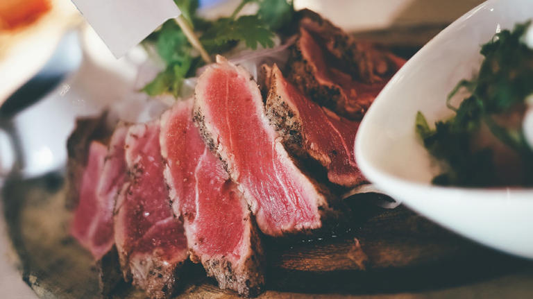 The Absolute Best Cuts Of Beef For Blue Steak