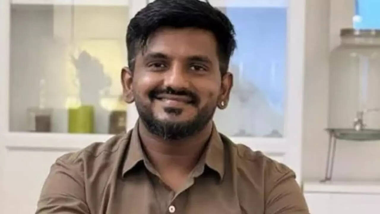 Ashwath Marimuthu flooded with 15,000 applications after a viral post