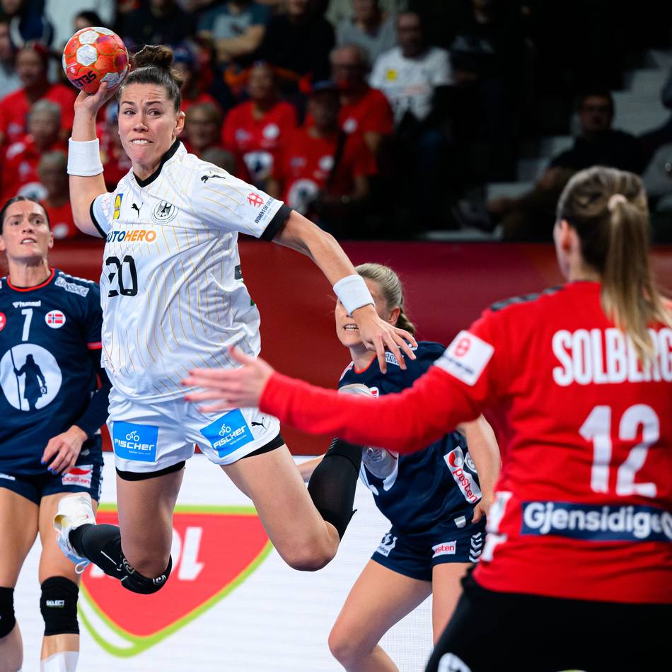 Gegen Dänemark sind alle Augen auf Emily Bölk gerichtet