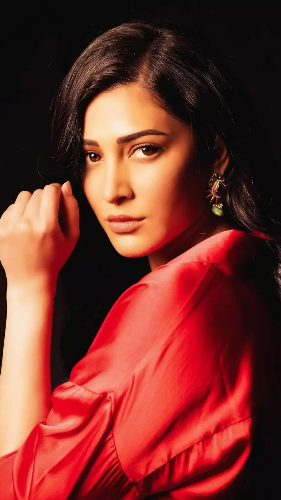Shruti Haasan’s Timeless Obsession with Red and Black Ensembles