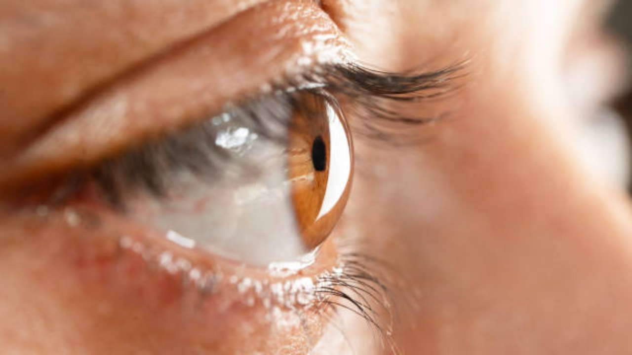 Changes in your pupils could indicate a trauma response: Here’s what to ...