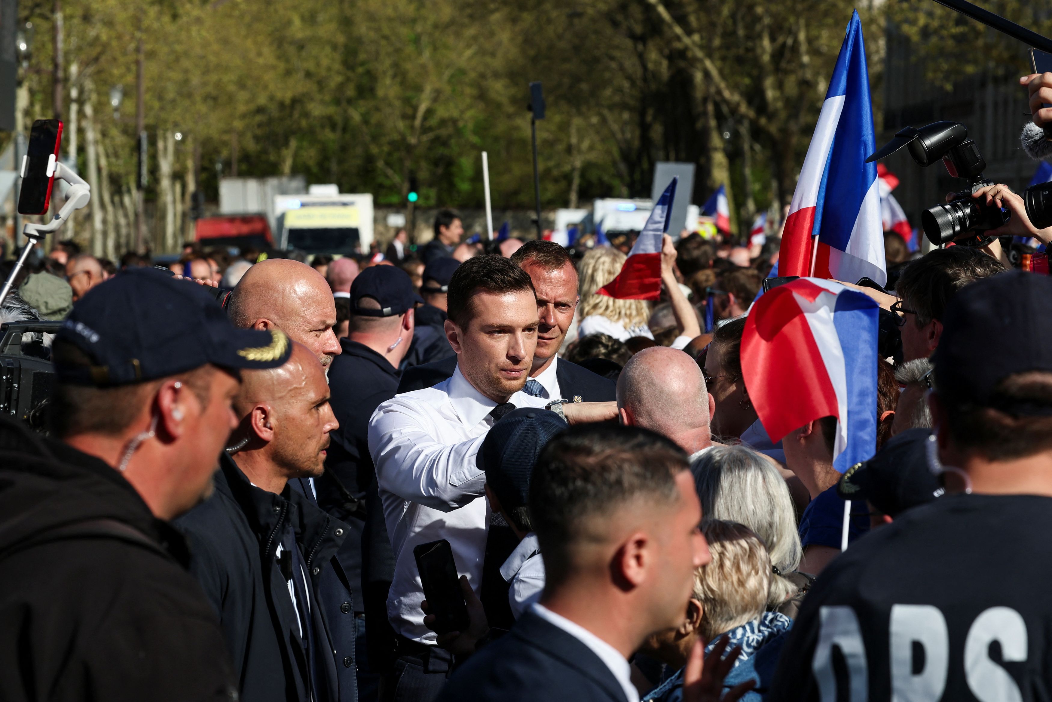 Marine Le Pen mines populist playbook to rally support after political ban