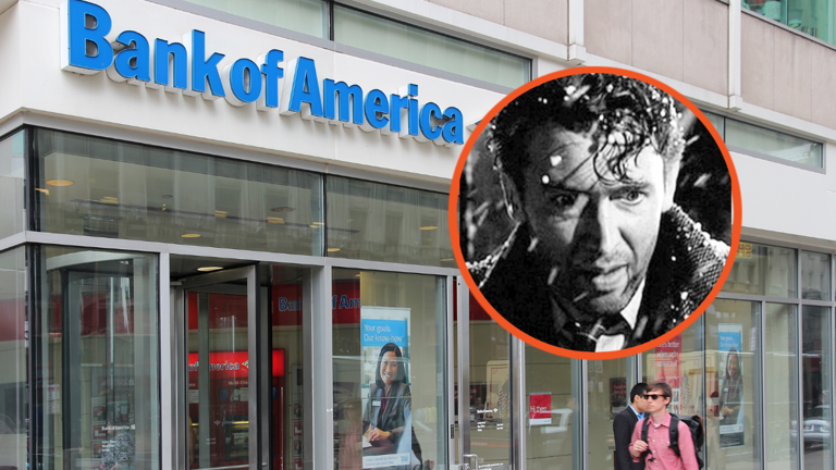 Should you rush to withdraw all your money from the bank right now?