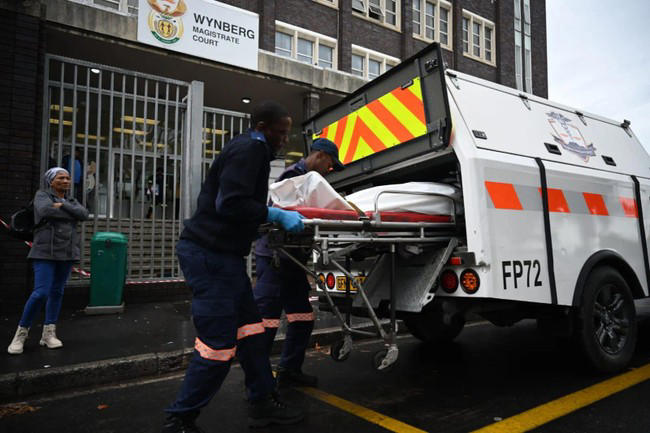Shooting inside Wynberg Magistrate's Court leaves one dead, police ...