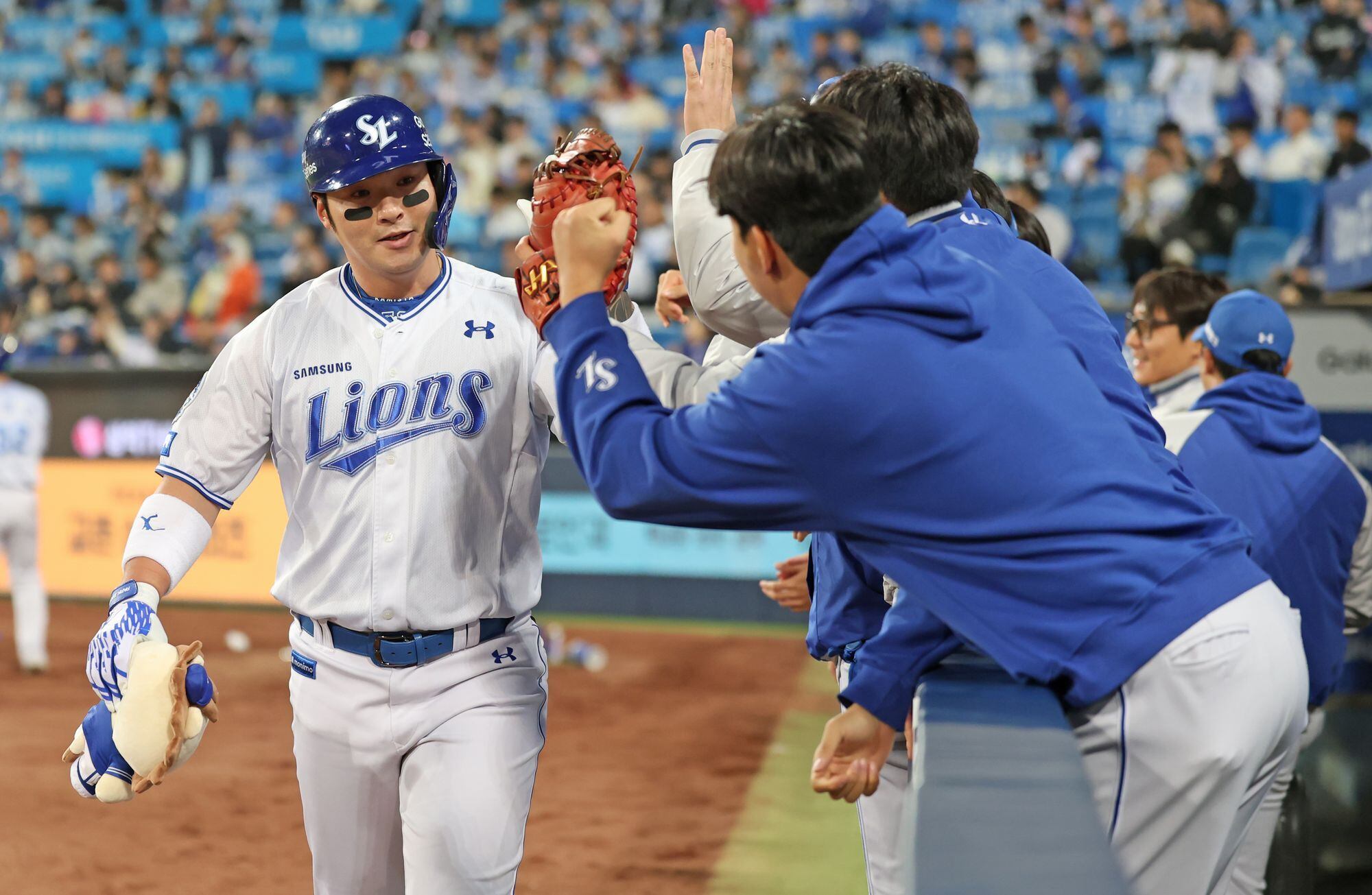 삼성, SSG 꺾고 단독 2위로 상승...선두 LG는 4연승