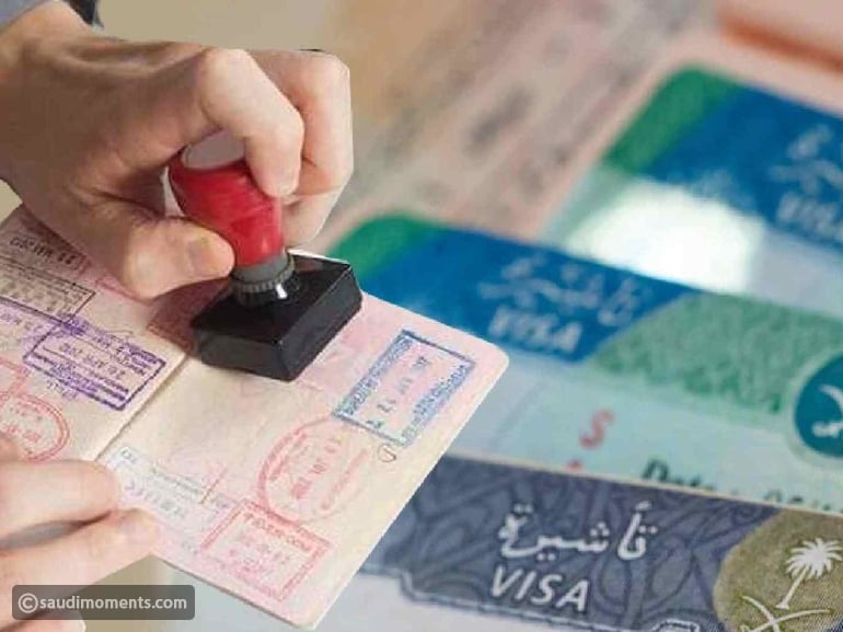 Saudi Arabia Pauses Short-Term Visas for 14 Countries