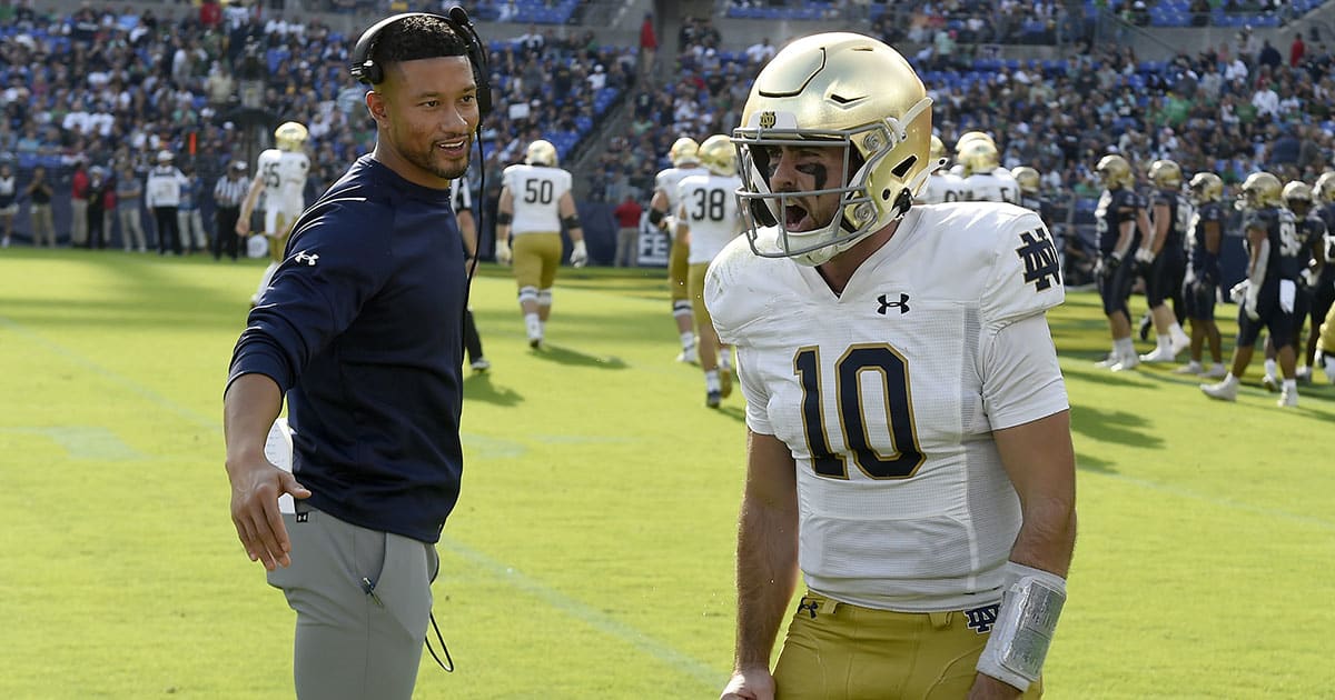 Newsstand: Former Notre Dame QB Drew Pyne commits to MAC school