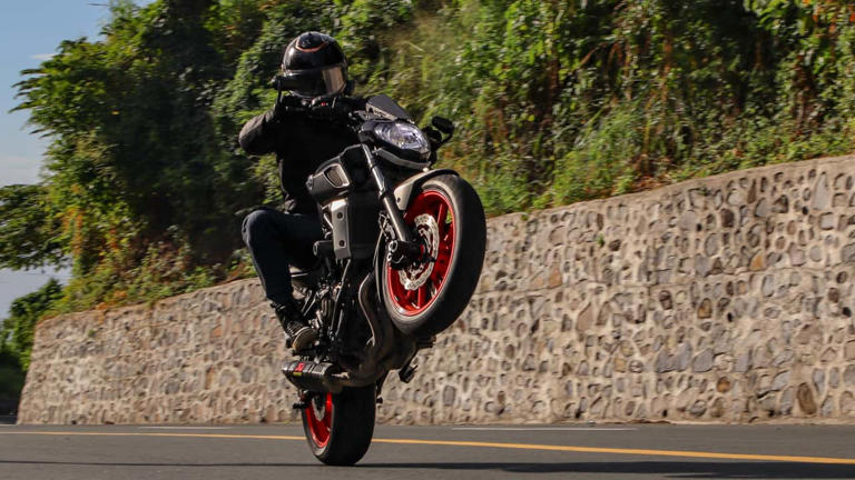 Could These “Anti-Wheelie Winglets” Actually Make Wheelies Easier?