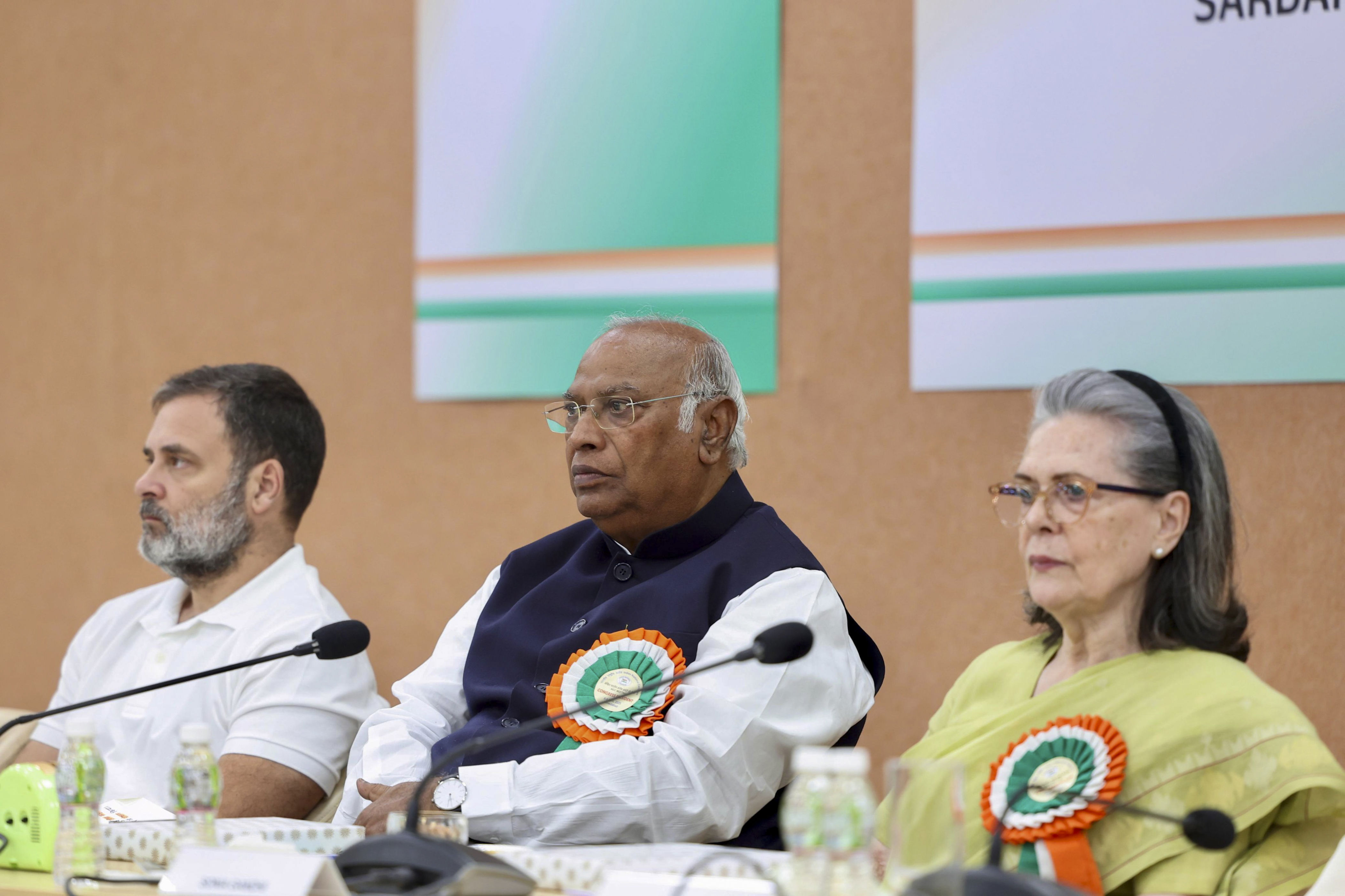 Ahmedabad Congress session: Kharge reignites battle over Sardar Patel's ...