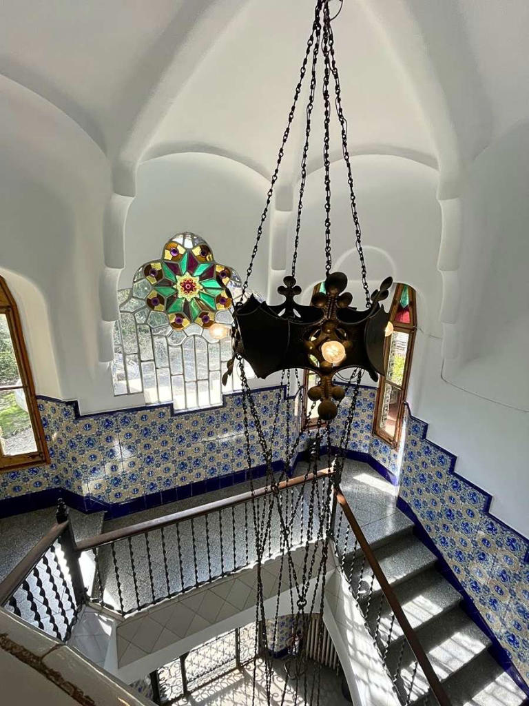 How to Visit Torre Bellesguard Barcelona