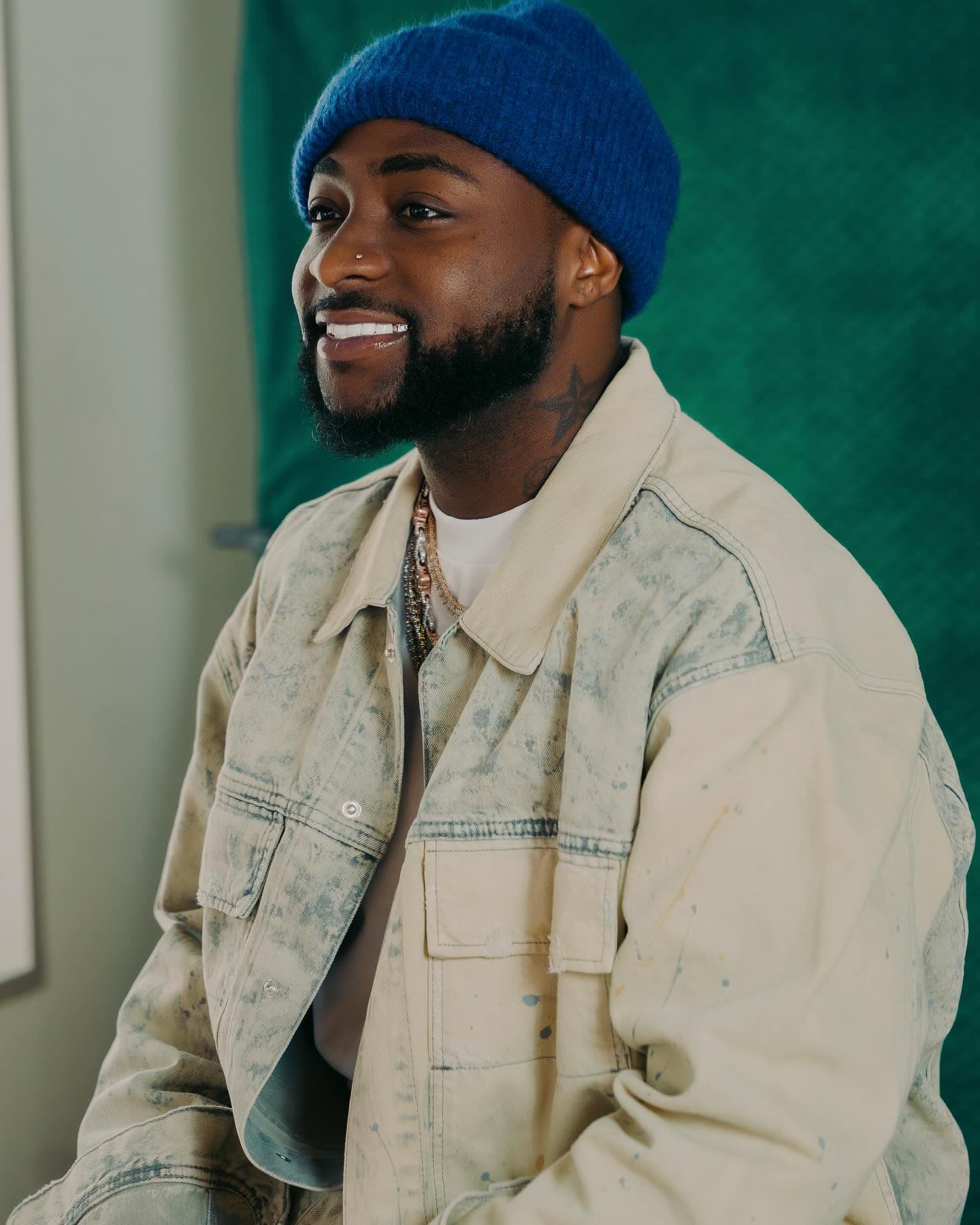 Davido excites fans with performance of songs off his upcoming album '5ive'