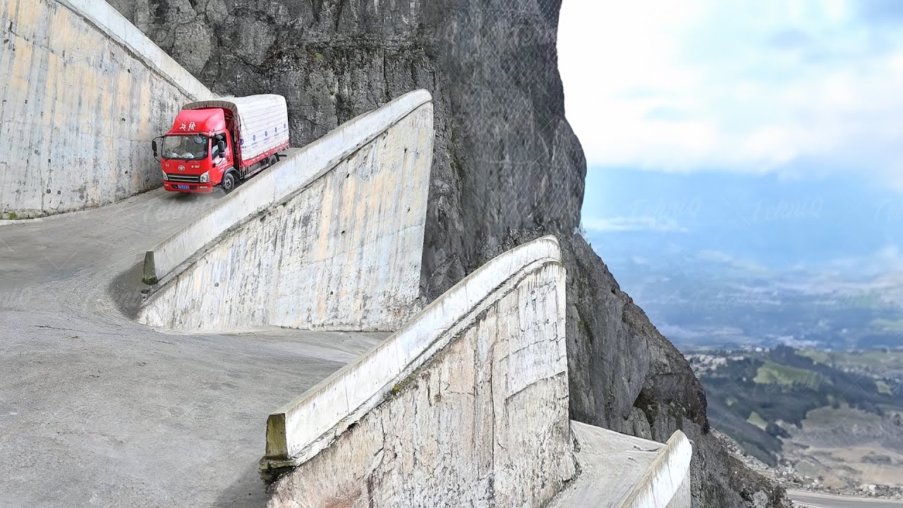 Chinese trucks navigate perilous mountain roads with alarming skill