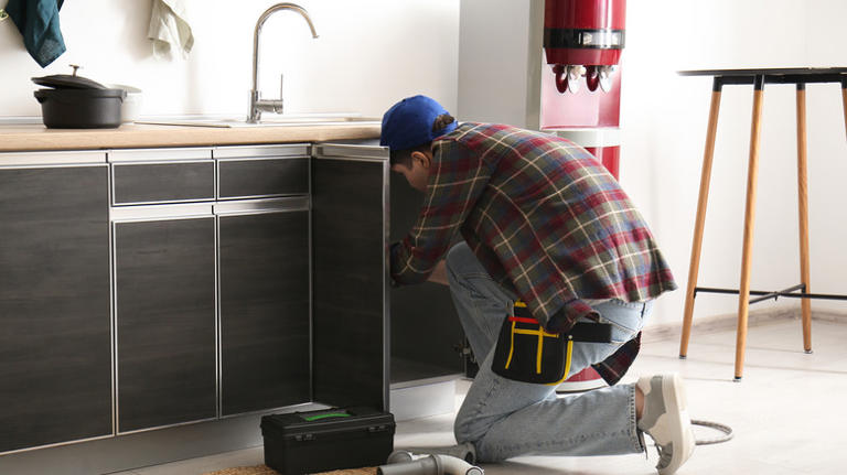 12 Common Kitchen Sink Problems And How To Fix Them