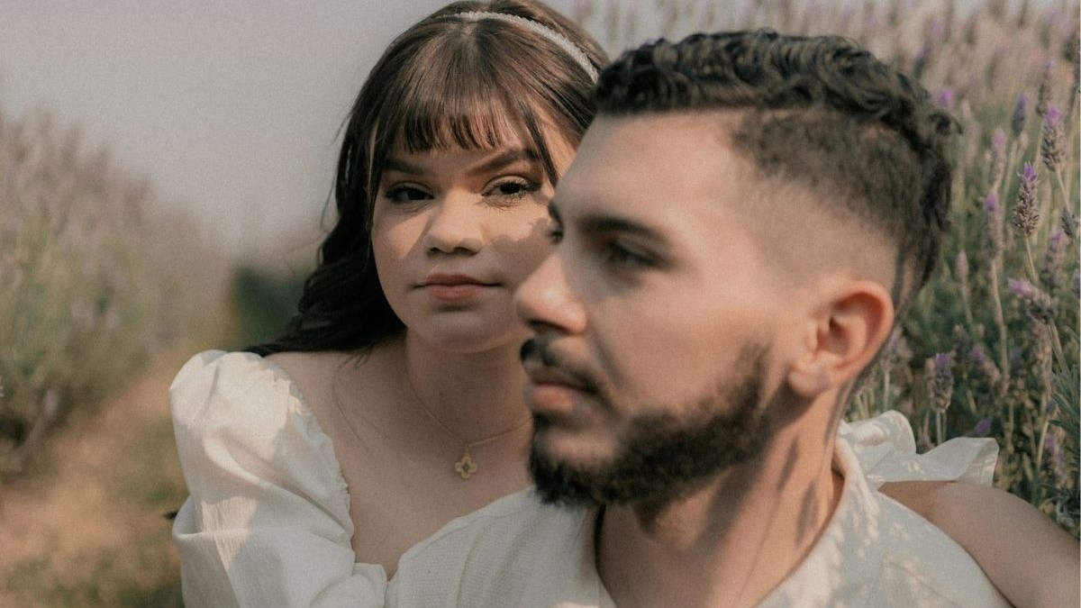 7 Signs Your Partner is Afraid of Losing Your Love