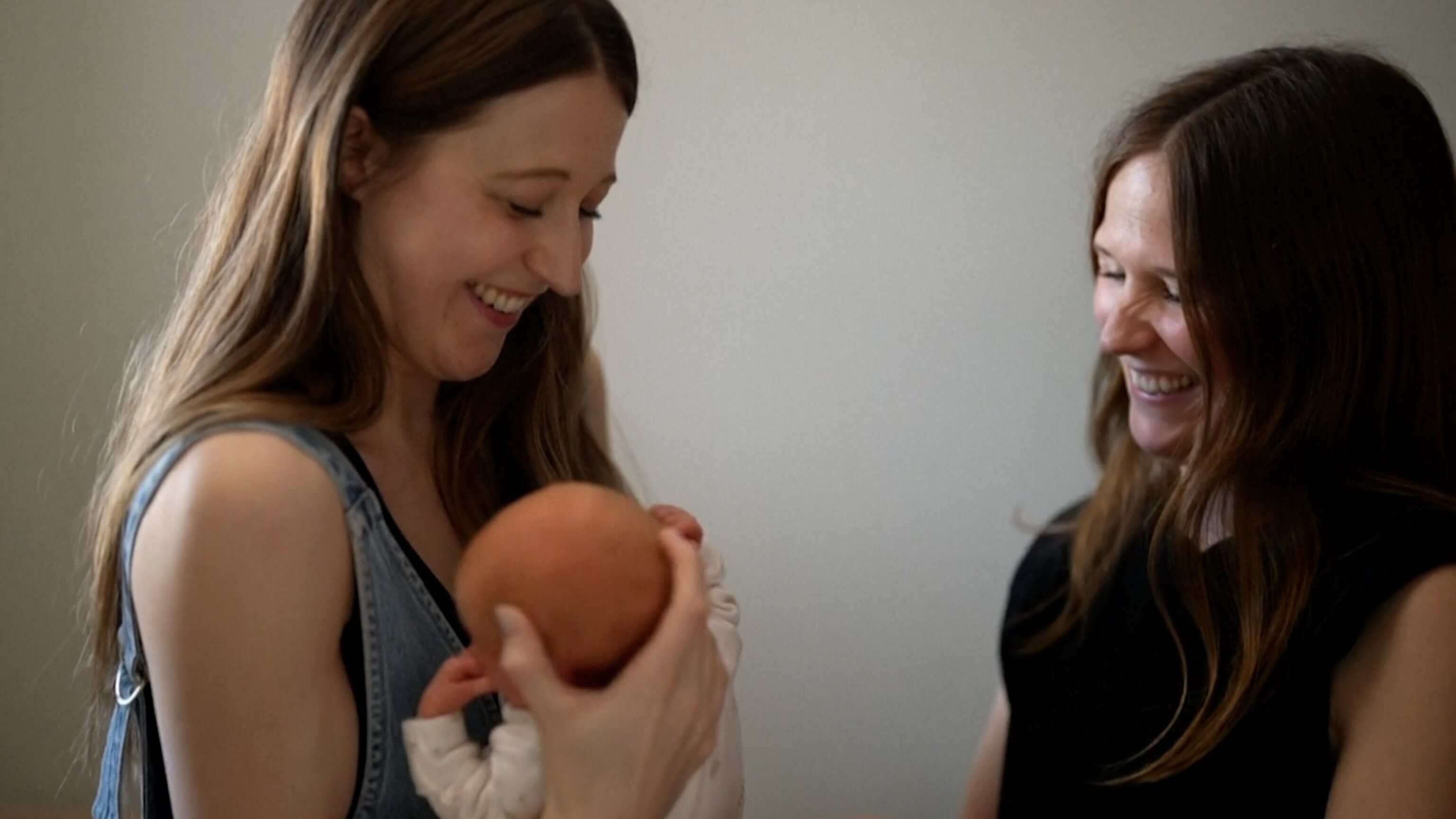 1st baby in UK born from transplanted womb: 'Huge act of sisterly love