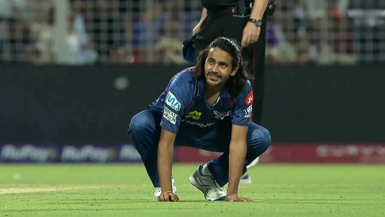 Digvesh Singh Rathi Unveils New Celebration After Dismissing 'Idol ...