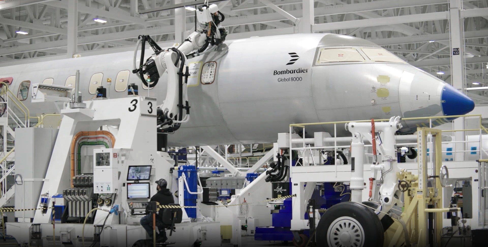 Bombardier Global 8,000 ‘On Schedule' for 2025 Takeoff