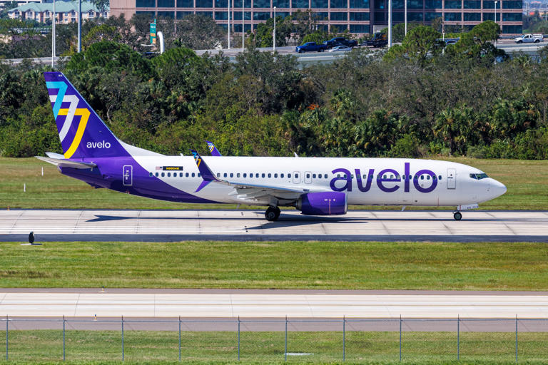 Avelo Airlines To Use 3 Boeing 737-800s For Deportation Flights From Mesa Gateway Airport