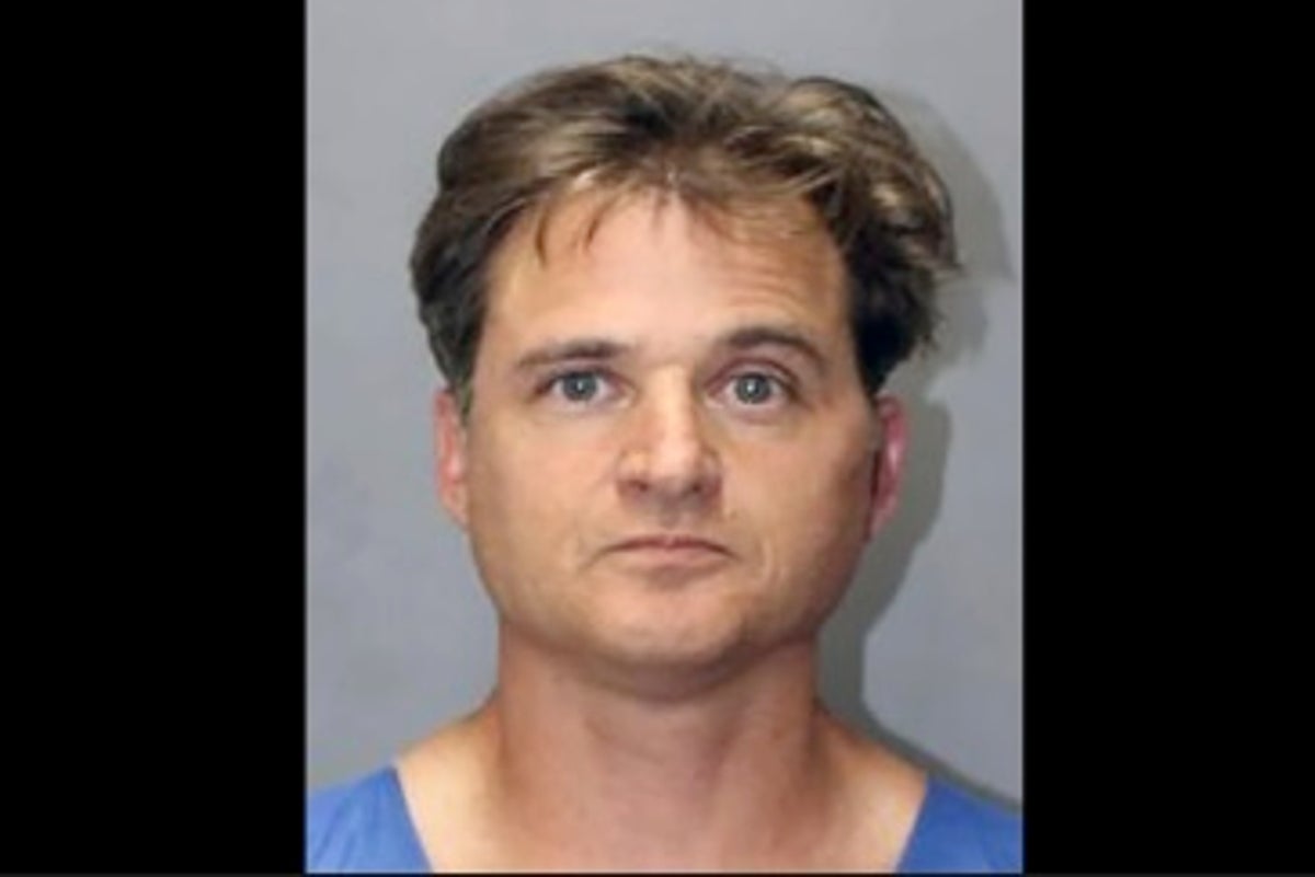 Doctor accused of trying to kill wife in Hawaii with rock pleads not ...