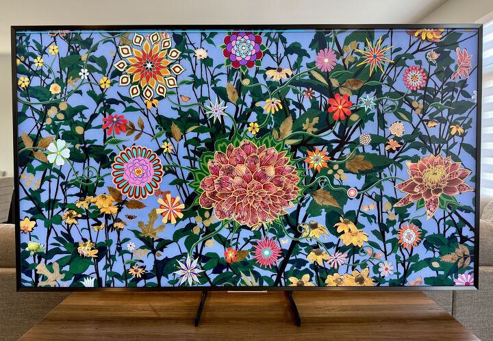 A Closer Look at Samsung's New 8K TV