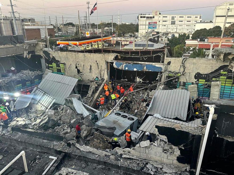 At least 58 dead, including former MLB pitcher, in roof collapse at ...