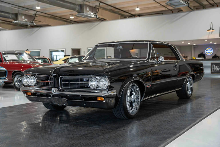 LS-Powered 1964 Pontiac GTO Restomod Blends Classic Muscle with Modern ...