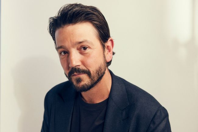The Academy Taps Diego Luna to Host the Scientific and Technical Awards