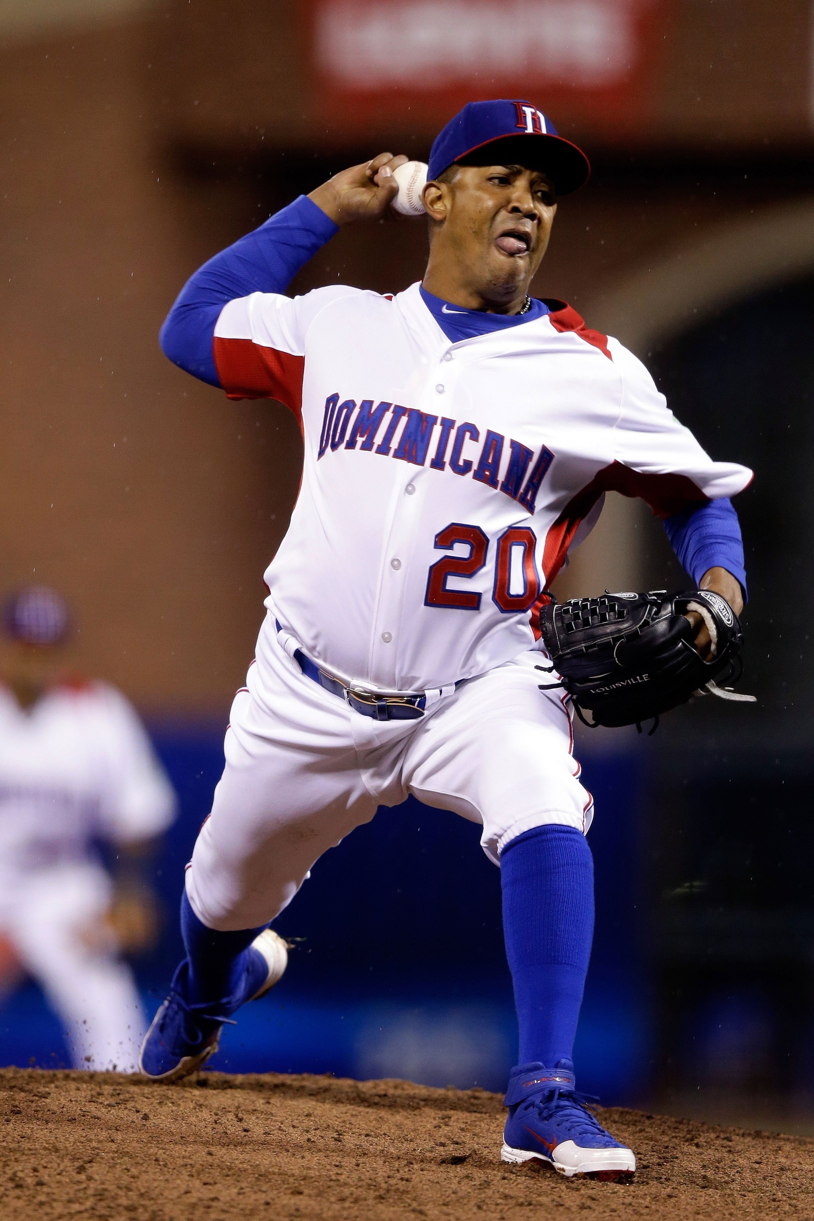 MLB star pitcher Octavio Dotel feared among the dead in roof collapse ...