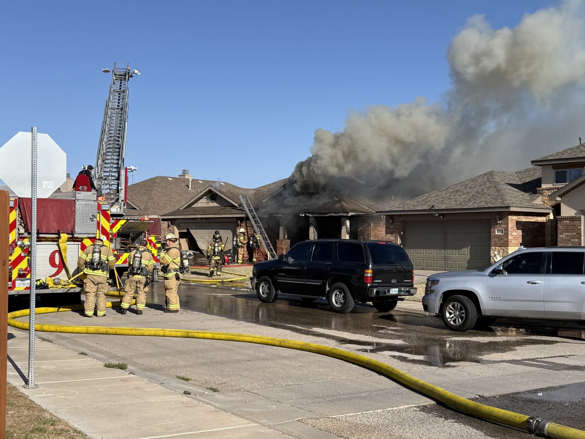 3 adults, 2 children displaced after house fire in west Lubbock